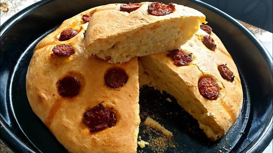 Receta: Pogaçe me suxhuk • Suhareka Express